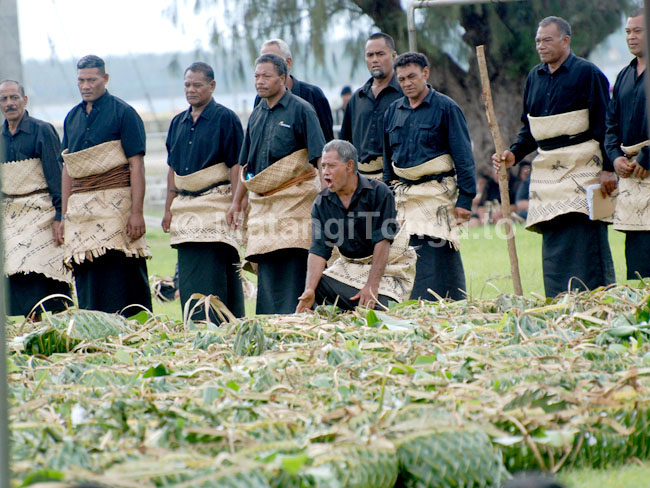 Pongipongi Tapu, a spiritual ceremony for the passage of the King ...