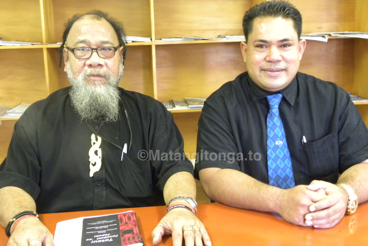 Sculptures of Hina and her pet eel welcome visitors to Vuna Wharf ...