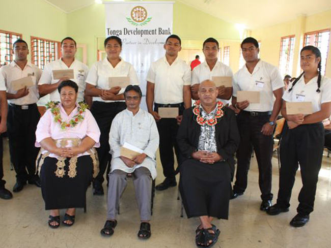 TDB awards local scholarships | Matangi Tonga
