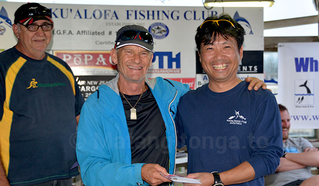 Spear fisherman Loni catches biggest fish | Matangi Tonga