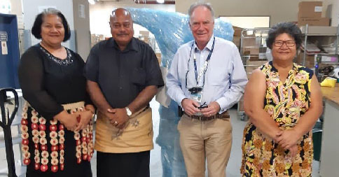 Surgeons donate microscope to Vaiola Hospital | Matangi Tonga