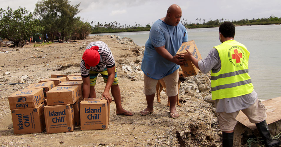 Red Cross distributes water to homes affected by tsunamis | Matangi Tonga