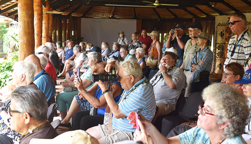 Local tourism operators welcome influx of tourists | Matangi Tonga