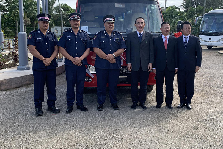 China donates bus to transport of Tonga Fire recruits | Matangi Tonga