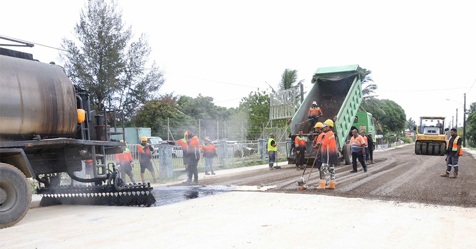 Major road repair on Hihifo Road | Matangi Tonga
