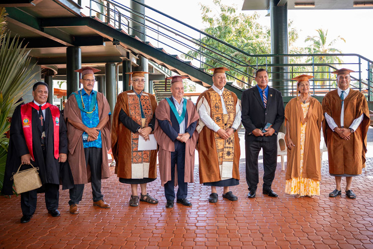 King Tupou VI honoured at final USP graduation as Chancellor | Matangi ...