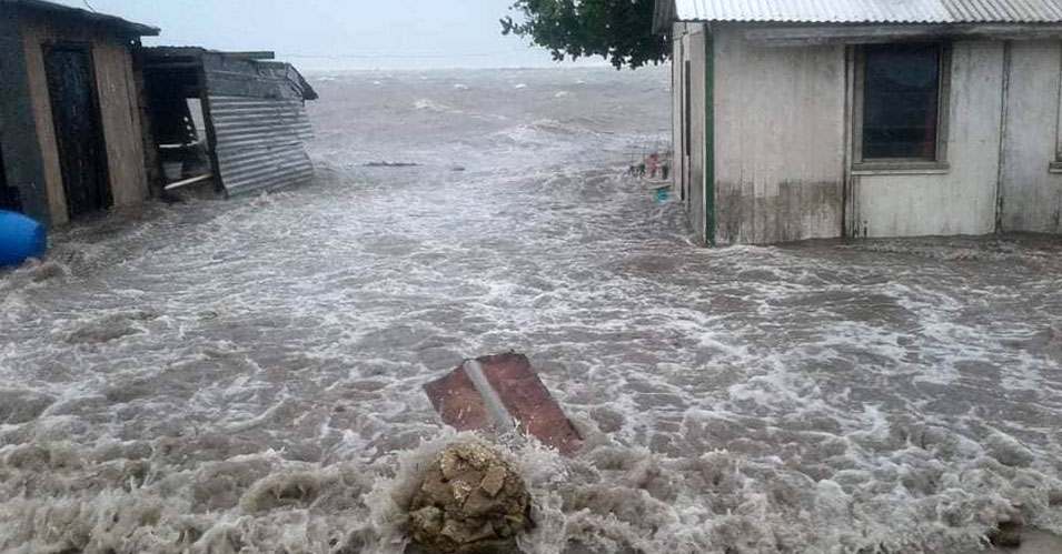TC Tino causes storm surge damage to homes | Matangitonga