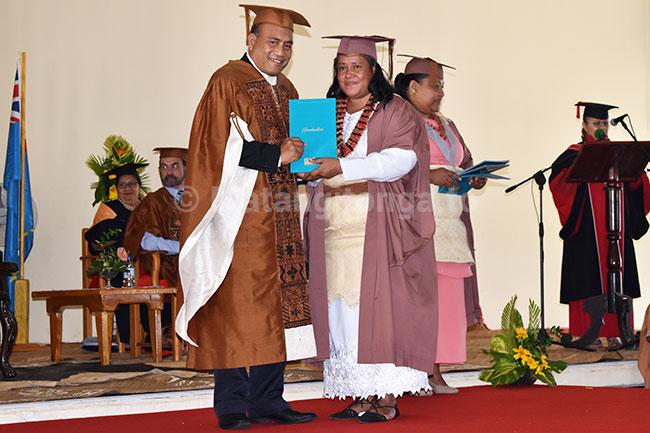 80 graduates in USP Tonga graduation ceremony | Matangitonga