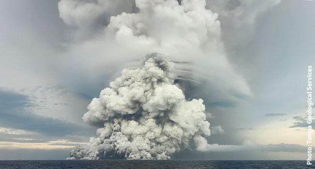 Tongan geologists observe stunning eruptions at Hunga | Matangitonga