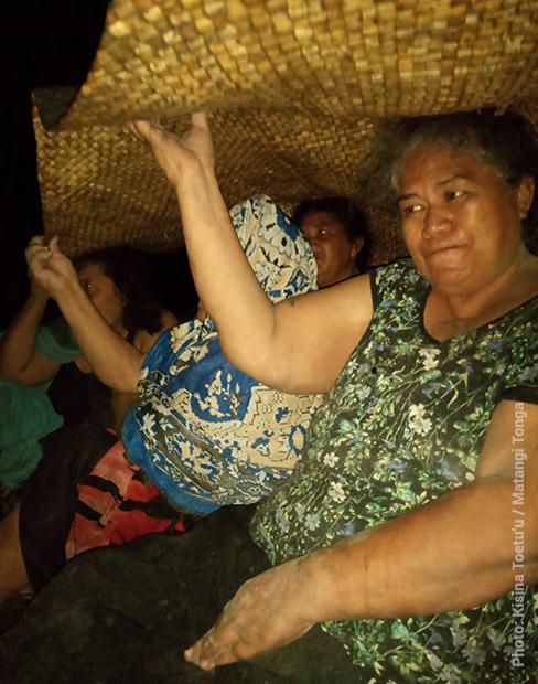 62 survivors from Mango Island evacuated safely to Tongatapu | Matangi ...