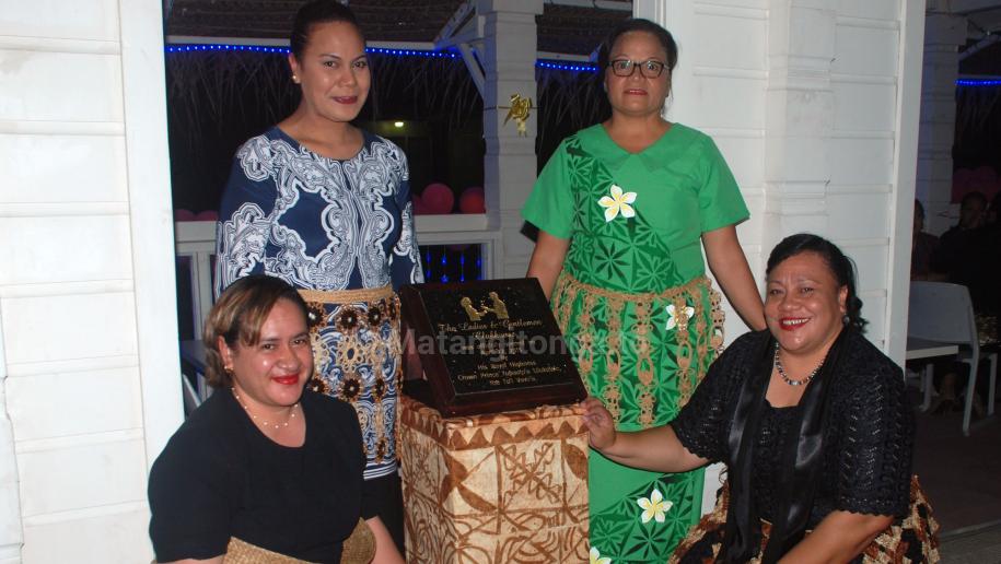 Ladies first in this gentlemen's club | Matangi Tonga