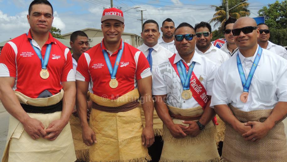 Celebratory parade for Tongan athletes | Matangi Tonga