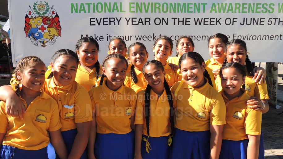 New rubbish bins for Environment Day | Matangi Tonga