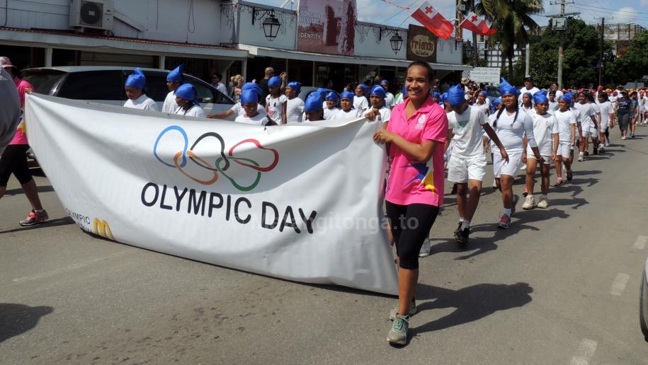 Parade welcomes home Tongan Olympians | Matangi Tonga