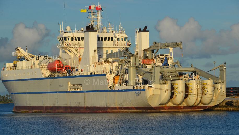 Cable ship ‘Reliance’ arrives in Nuku'alofa | Matangitonga