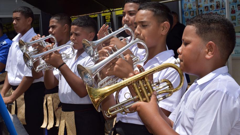 School brass bands spread Christmas cheer | Matangi Tonga