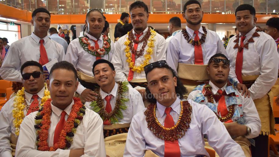 Over 300 tertiary students join combined graduation ceremony | Matangi ...