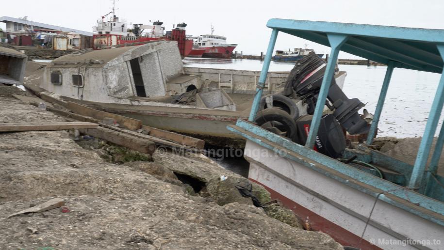 Around 200 small fishing boats wrecked by tsunamis | Matangi Tonga
