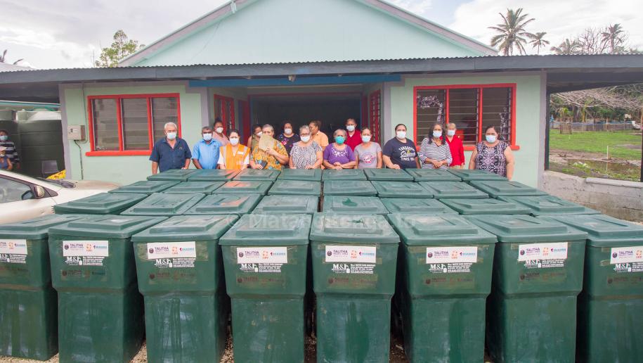 Kanokupolu households receive bins for clean-up operations | Matangitonga