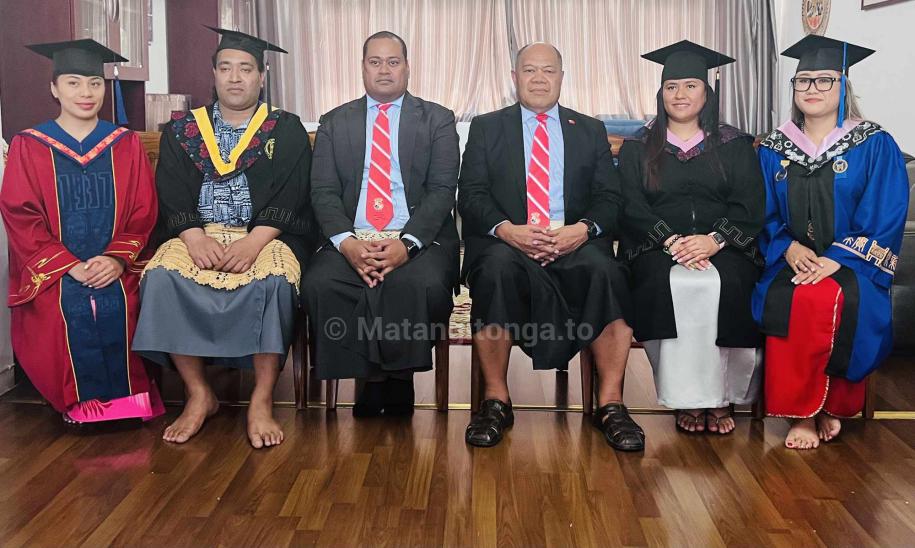 Tongan students graduate from Chinese universities | Matangi Tonga