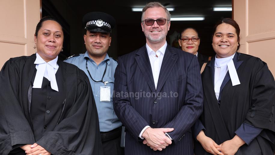 Supreme Court bids farewell to Lord Chief Justice Whitten KC | Matangi ...