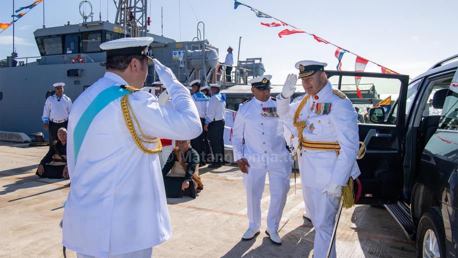 Multi-national ships in Navy Fleet Review for King's birthday | Matangi ...