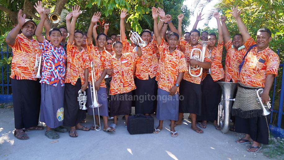Festive bands welcome sunny New Year in Tonga | Matangi Tonga
