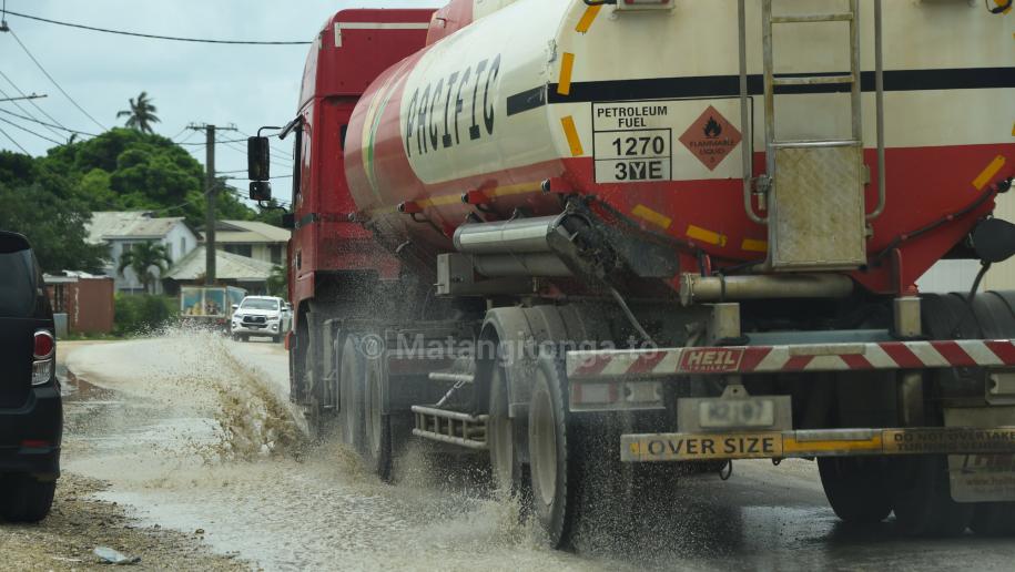 Vehicle numbers increase, while broken roads snarl traffic on Tongatapu ...