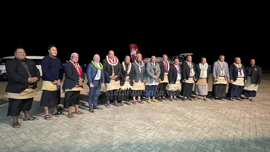 First night flight after PM commissions new Ha'apai Airport runway ...
