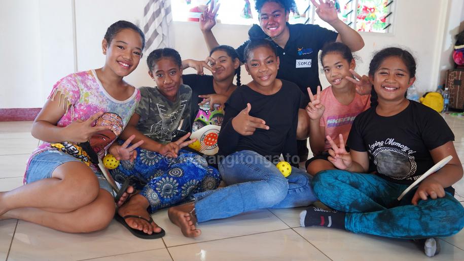 Trauma response offers evacuated Tongan children “a sense of hope and ...