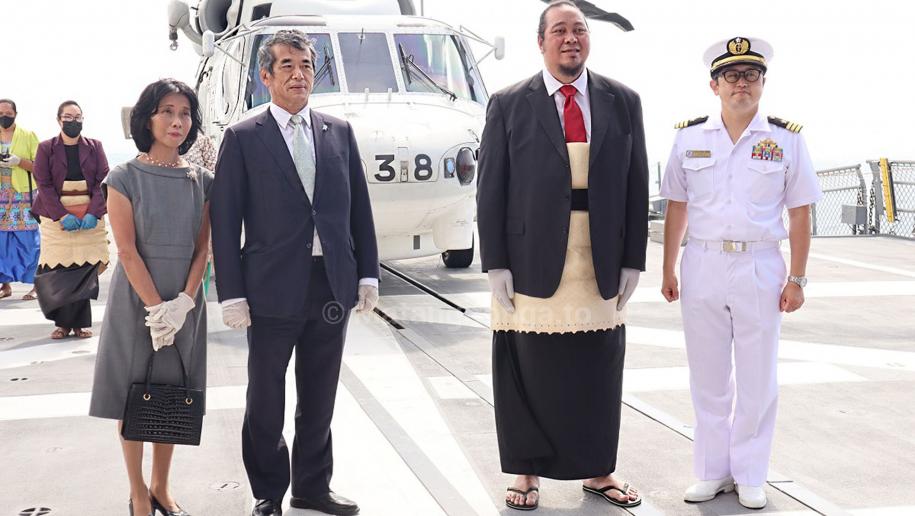 Crown Prince visits Japanese destroyer 'Kirisame' in Nuku'alofa ...