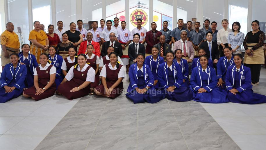 Three new digital classrooms for secondary schools open | Matangi Tonga