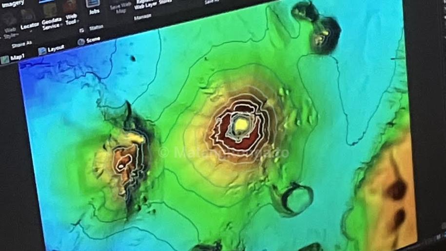 Scientists arrive at HTHH volcano to research cause of powerful ...